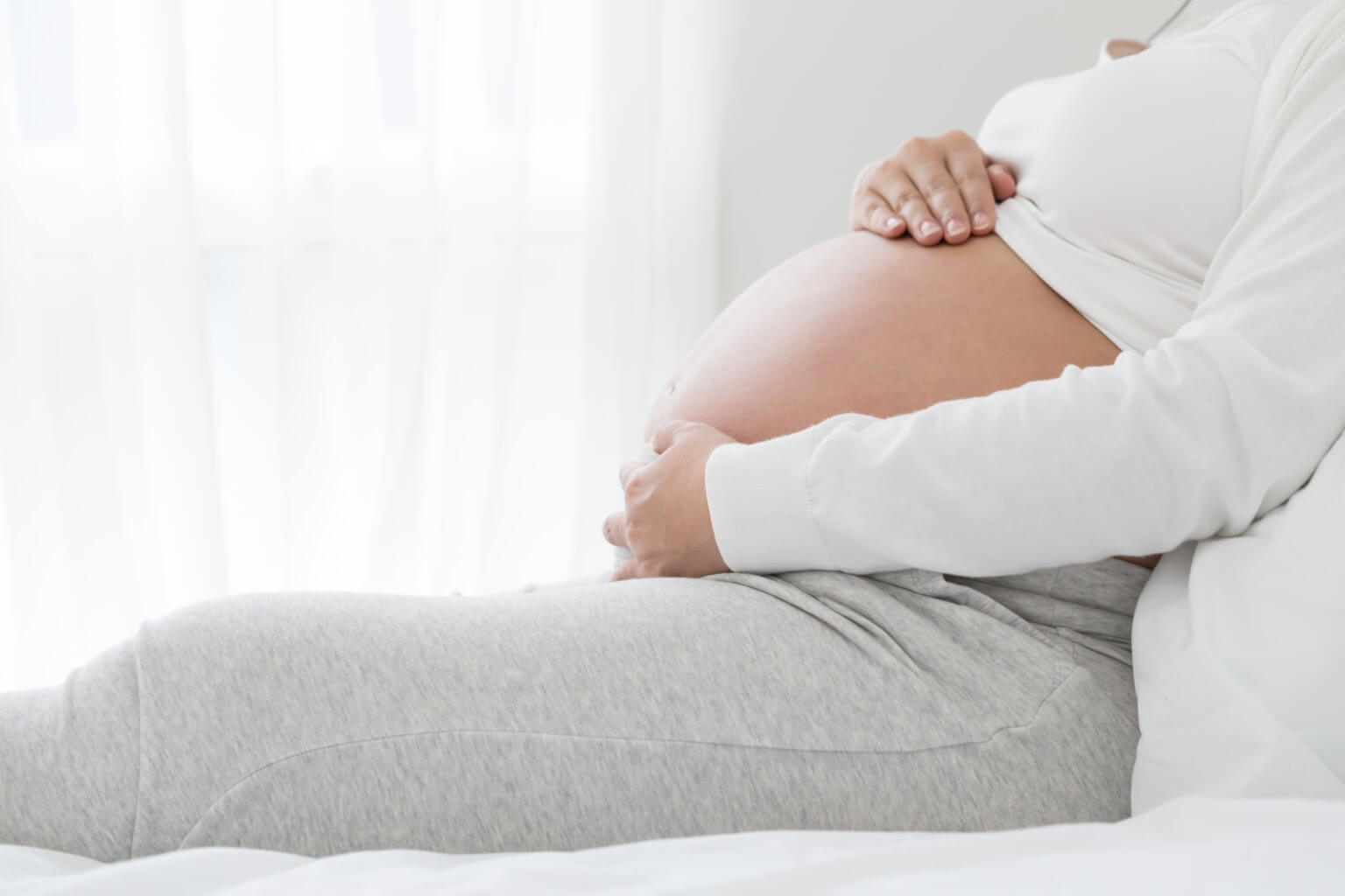 Edema embarazo: Estoy embarazada y se me hinchan los pies y manos. – MomMom